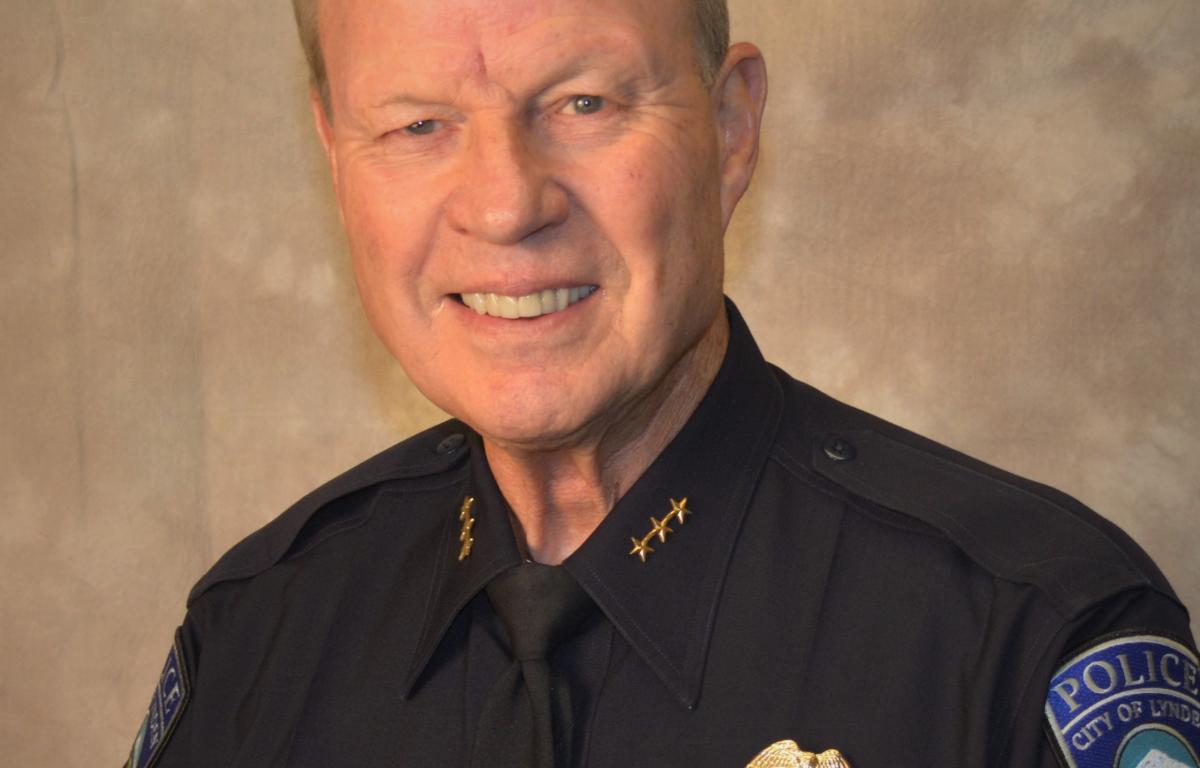 Law enforcement, citizens remember Police Chief Michael Knapp | KAFE 104.1