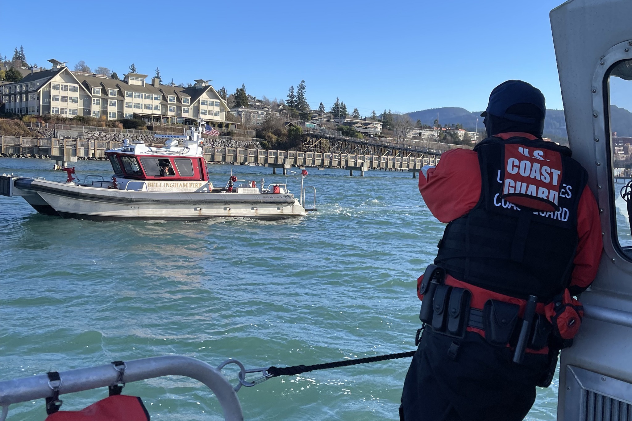 Crews come to aid of hypothermic kite surfer in Bellingham Bay ...