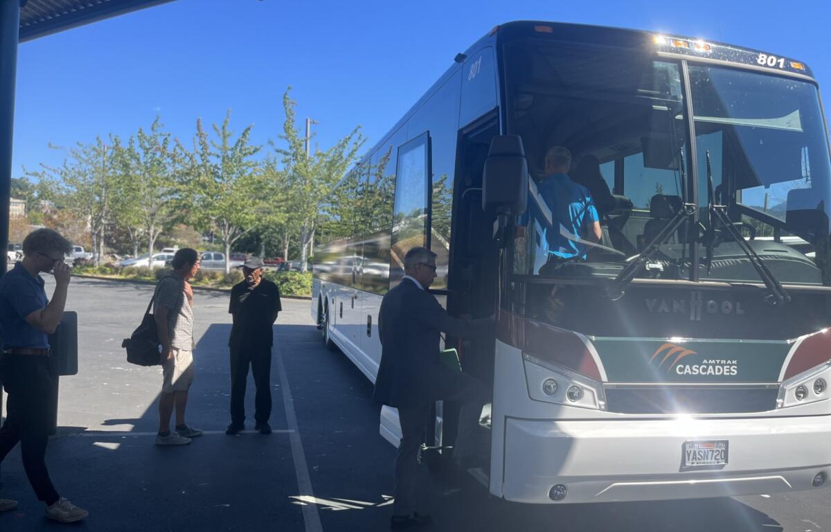 Bellingham hosts first electric bus in Amtrak national network | 1170 ...